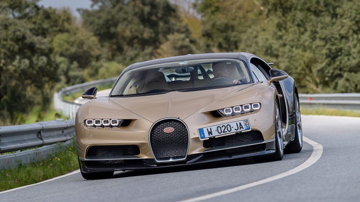 Bugatti Chiron drinkt als een beer – Autointernationaal.nl
