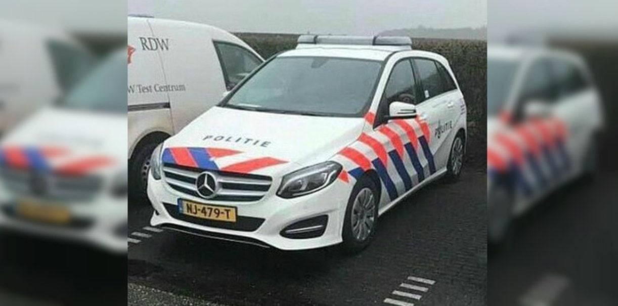 Mercedes toont nieuwe politieauto – Autointernationaal.nl