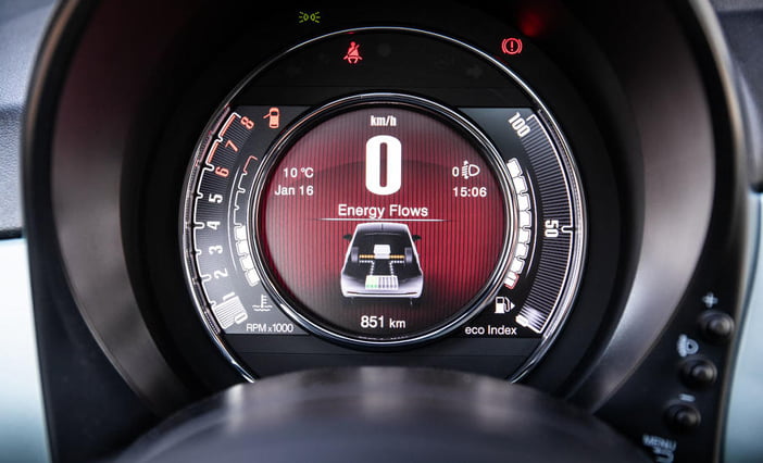 Mist groen: test Fiat 500 Hybrid Launch Edition – Autointernationaal.nl