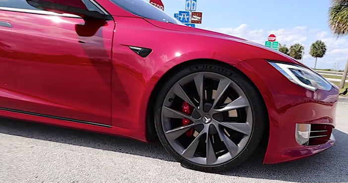 Als snel nog niet snel genoeg is: Tesla introduceert de Cheetah Stance ...