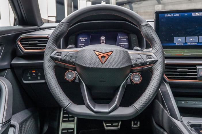 Exclusief: aan boord van het eerste unieke Cupra model: de Formentor ...