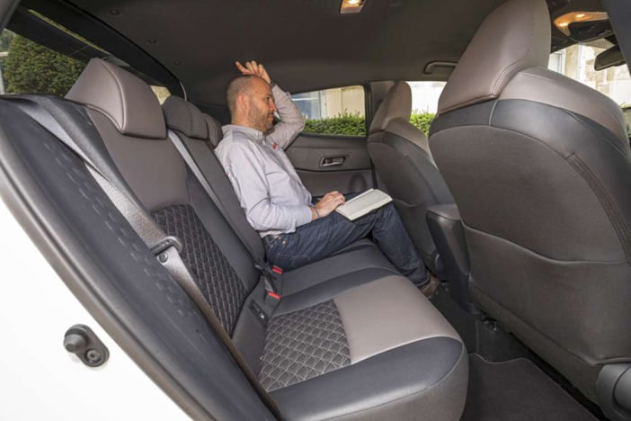 Primeur Nieuwe Citroën C4 Troeft De Toyota C Hr Af Autointernationaal Nl