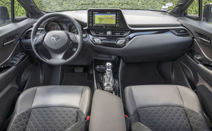 Primeur Nieuwe Citroën C4 Troeft De Toyota C Hr Af Autointernationaal Nl