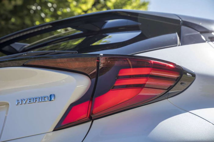 Primeur Nieuwe Citroën C4 Troeft De Toyota C Hr Af Autointernationaal Nl