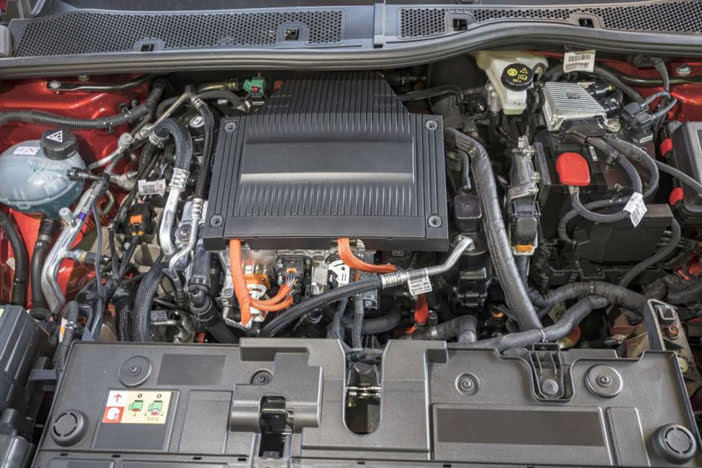 Primeur Nieuwe Citroën C4 Troeft De Toyota C Hr Af Autointernationaal Nl