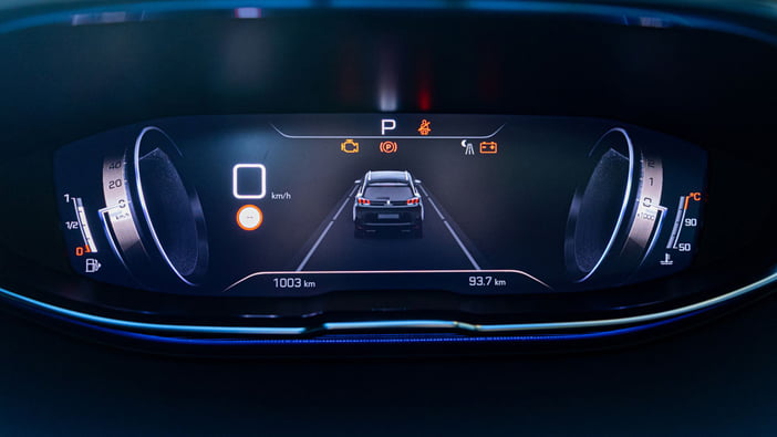 Mooi en praktisch: test vernieuwde Peugeot 5008 – Autointernationaal.nl