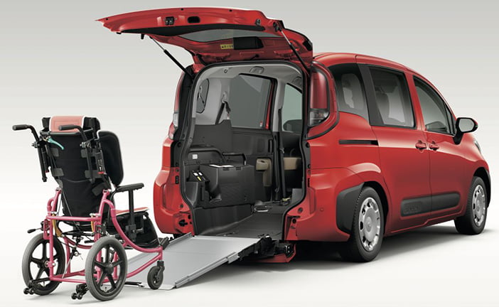 Toyota maakt van de Panda een hybride MPV – Autointernationaal.nl