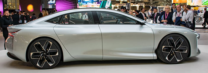 Vergeet de DS 9, de Hopium Machina is de Franse limousine van de ...