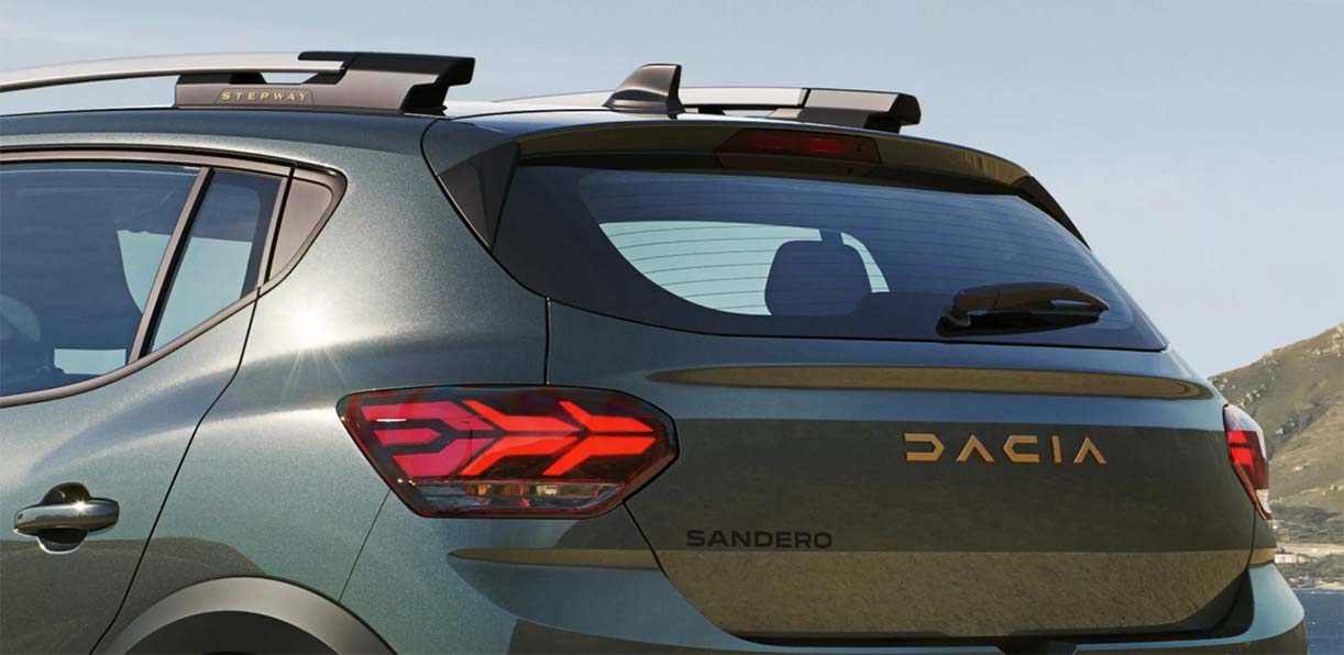 Prijs vergelijking Dacia Sandero Stepway Extreme en Up&Go ...