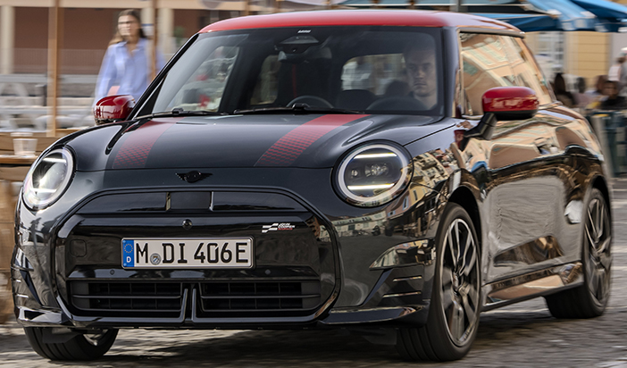Sportieve John Cooper Works look voor nieuwe Mini Cooper ...